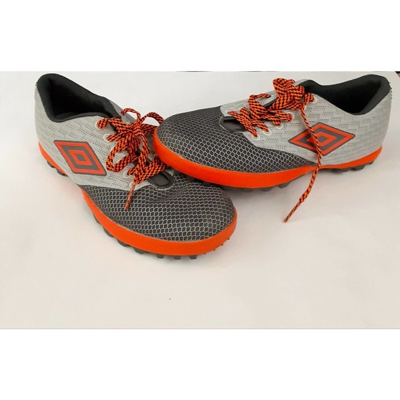 Umbro | Bottoms | Umbro Youth Turf 3 Greyorange Sz 35 Shoesocceractive ...